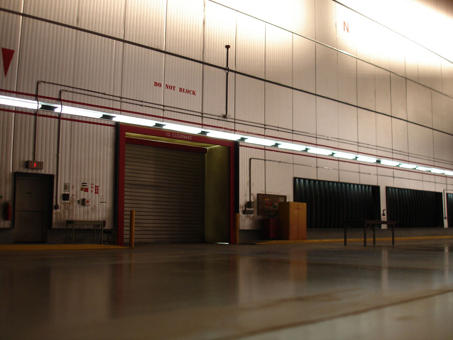 Delta Miniature Hangar